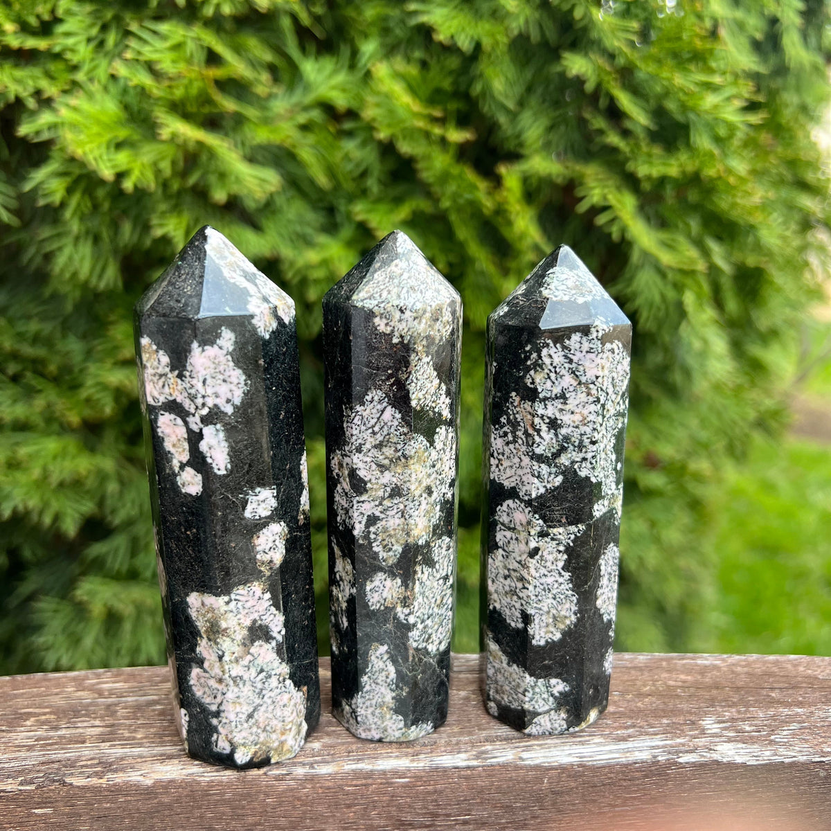 Obsidian snowflakes, unique minerals, DRUZY.RO